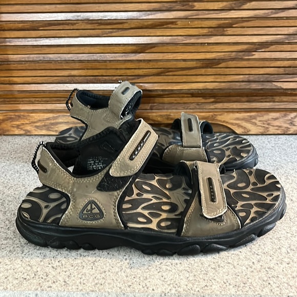 Nike ACG | Shoes | Vintage Nike Acg Mens Sandals Size 1 Double Strap ...